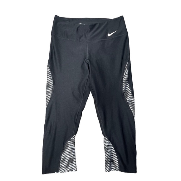 Nike | Pants & Jumpsuits | Nike Dri Fit Capri Athletic Leggings Size ...